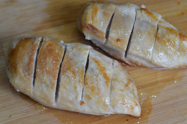 Piept de pui Caprese - CAIETUL CU RETETE