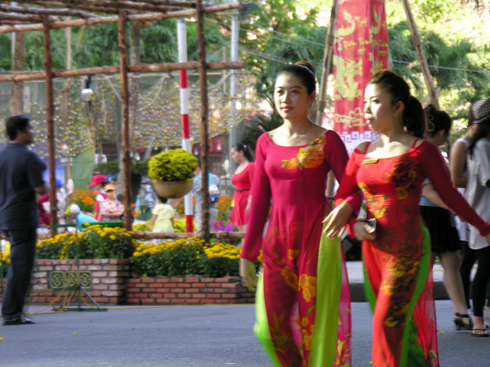 Pippi Korean: Tet Decorations