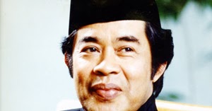 USMAN AWANG, MALAYSIA MOST LOVED POET - ON MALAYSIAN LITERATURE