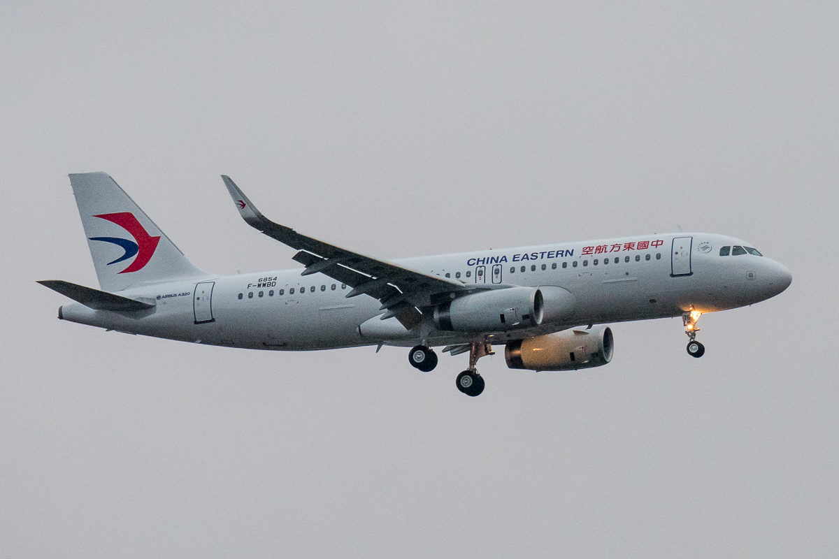 Airbus Hamburg Finkenwerder News: A320-232SL, China Eastern Airlines, B ...