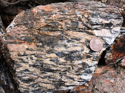 5 Contoh dan Karakteristik Batuan Metamorf - Sipulasia.com