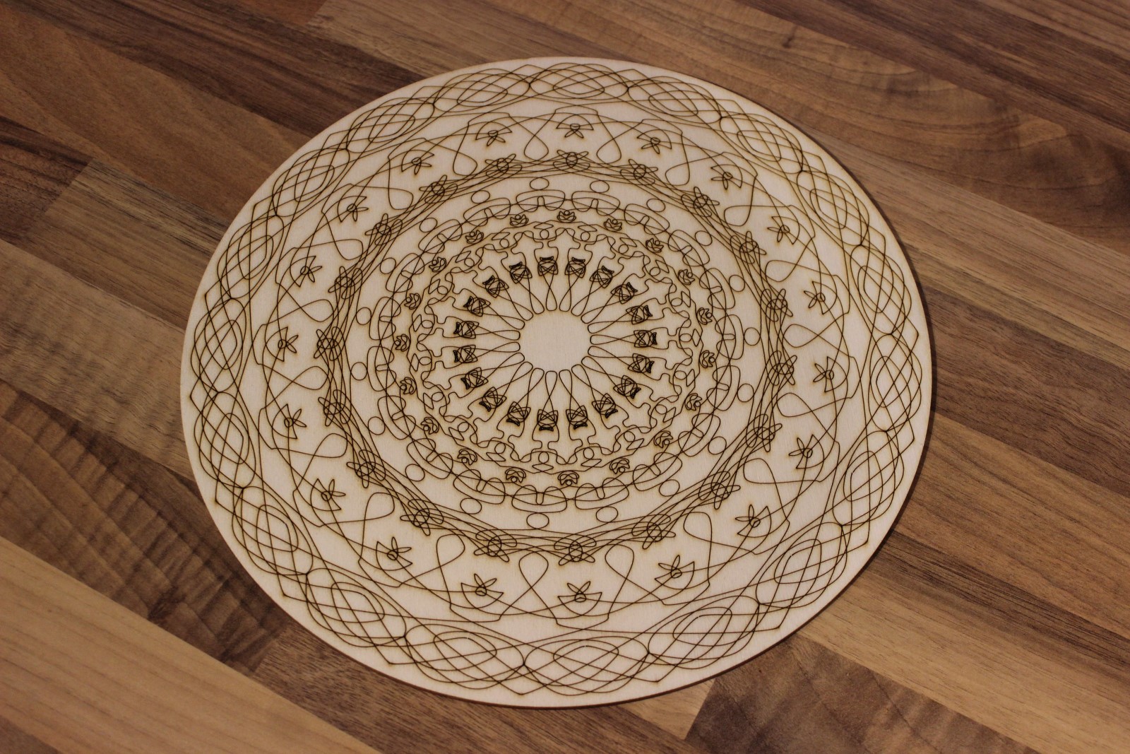 Rotational Symmetry Line Drawings