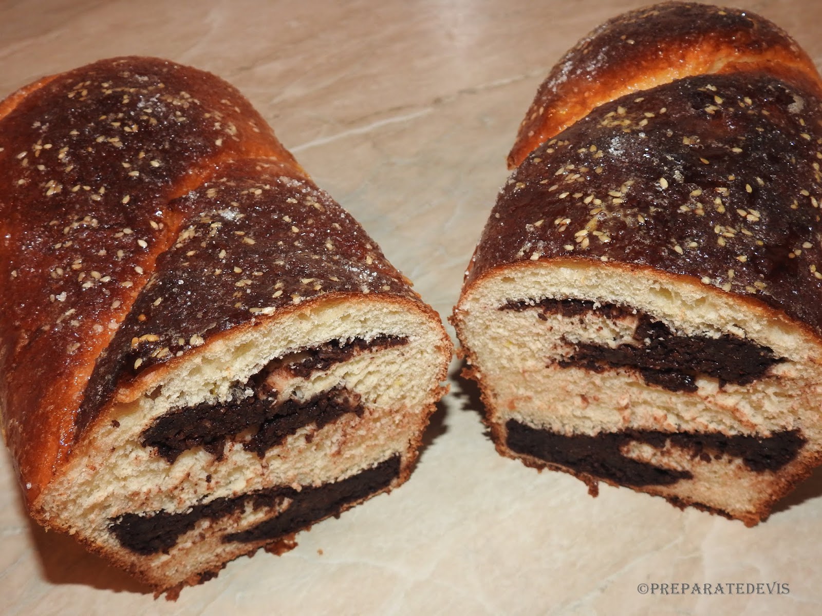 Cozonac la masina de copt paine reteta | Preparatedevis.ro