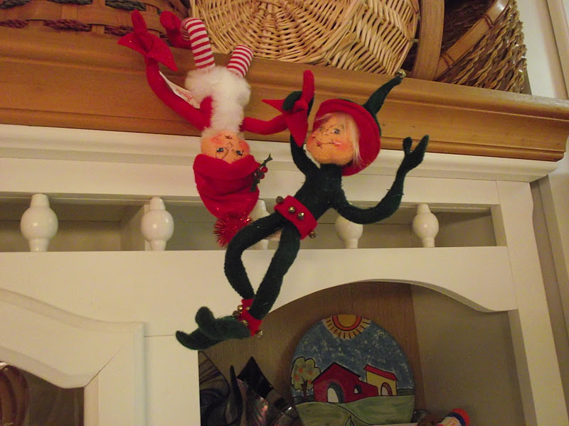 Tilda's Twisted Life: An Elf Education