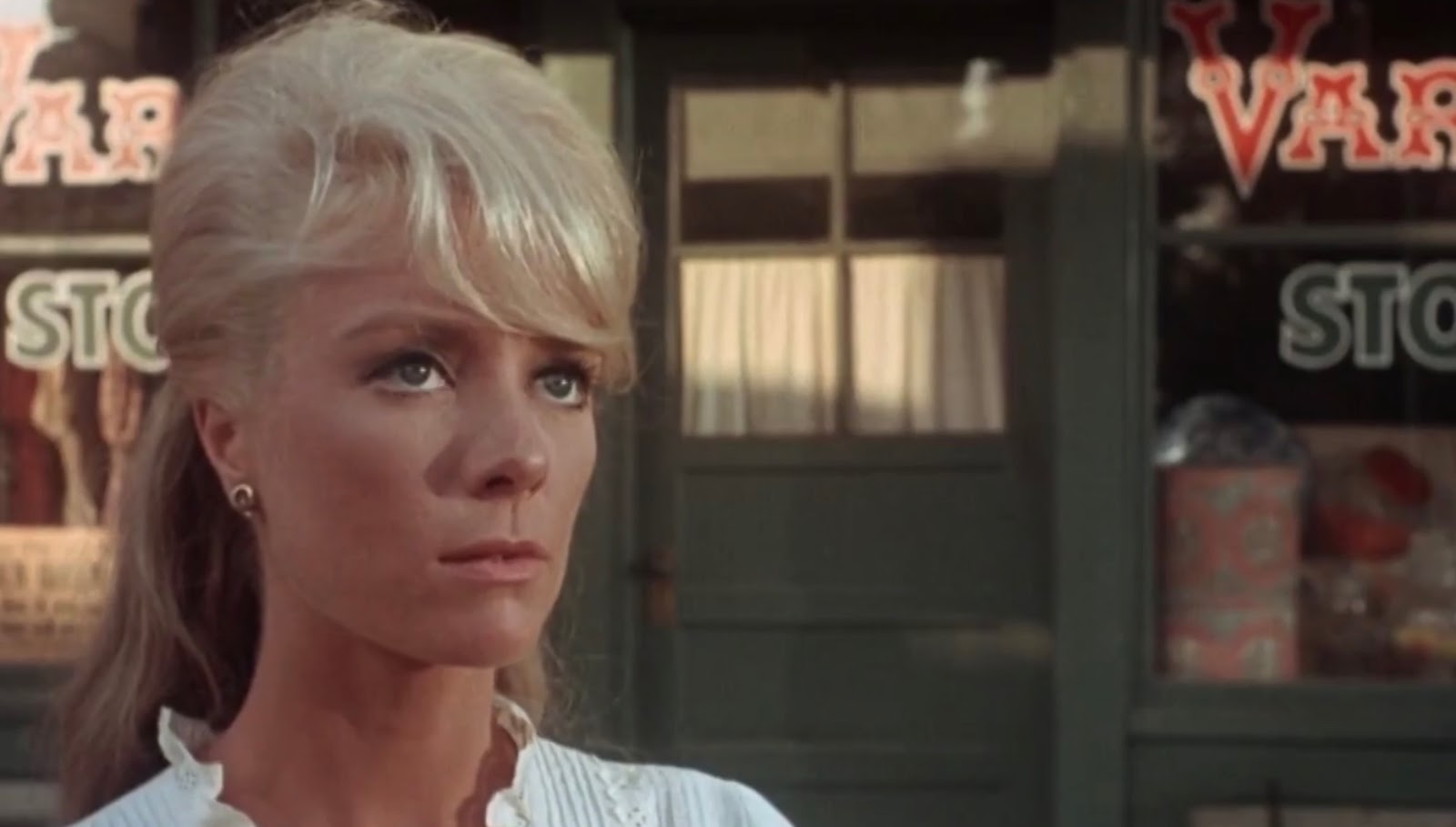 Inger Stevens: Hang ‘Em High (1968)