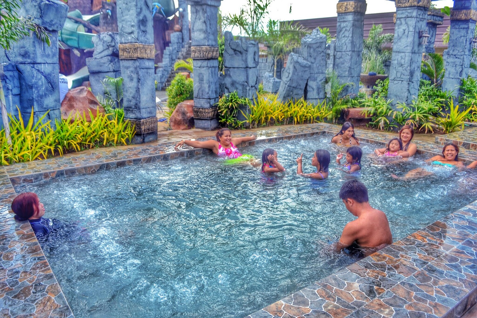 Couple goes to: Cebu Westown Lagoon