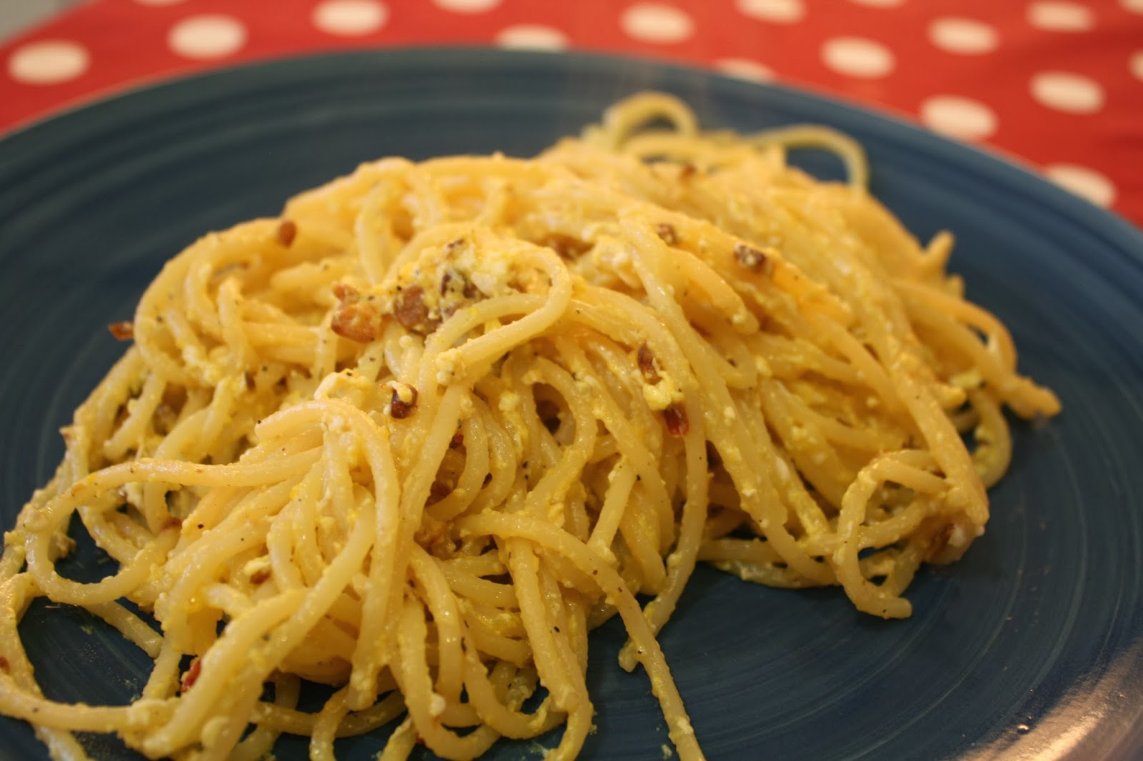 Vonj po sveže zapečenem kruhu: Spicy garlic spaghetti