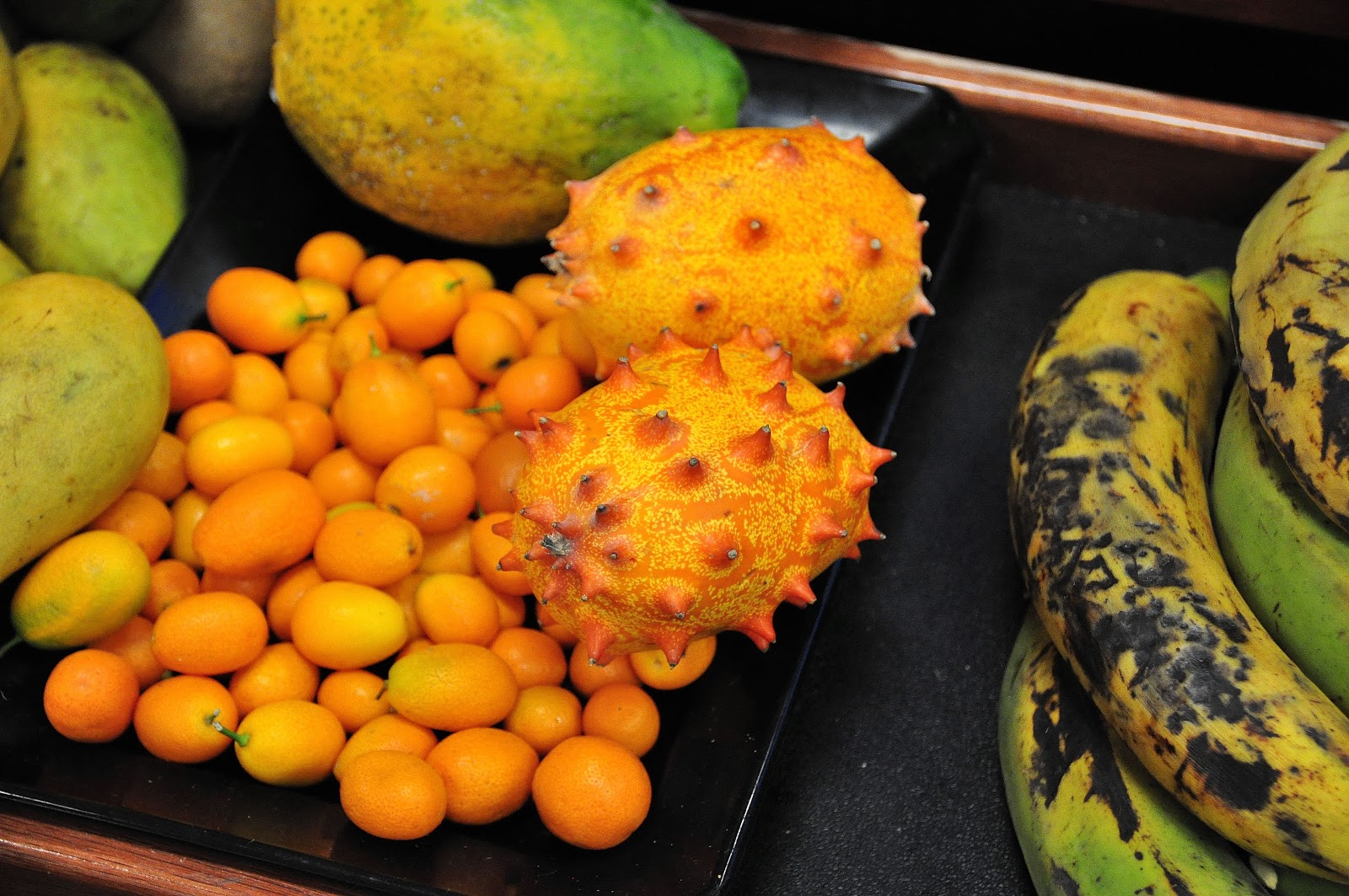 A Yankee-in-Belgrade: Spiky mango....