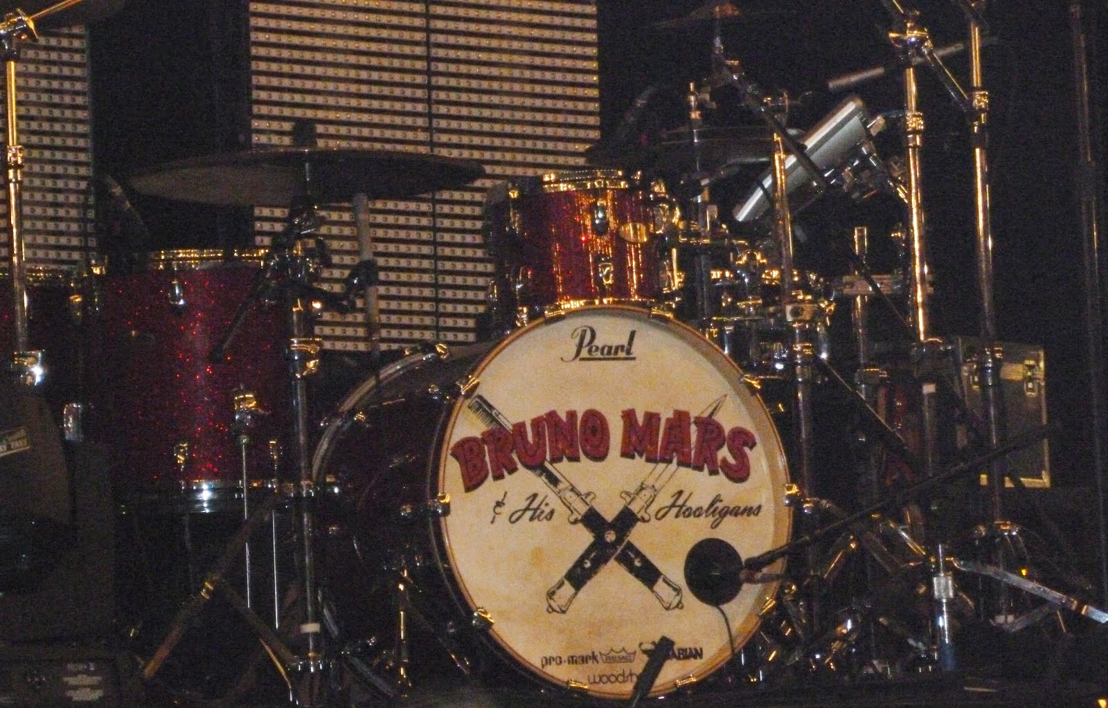 Bruno Mars Mania: Bruno Mars And His Hooligan Band Having Fun Before ...