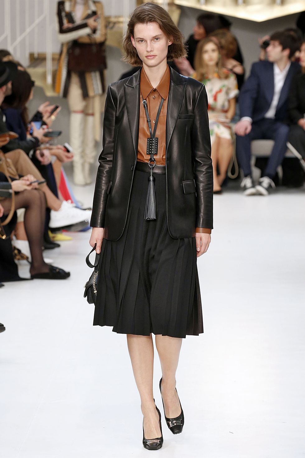 S in Fashion Avenue: THE BOURGEOISE FASHION TREND FOR FALL 2019