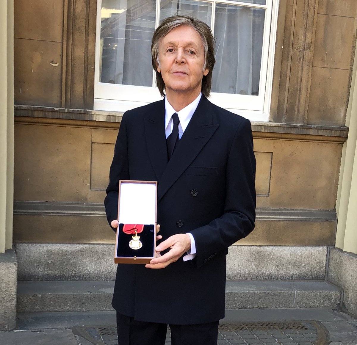 Born to Blog by Beth Kaplan: Confessions of a Lifelong Beatlemaniac May 24