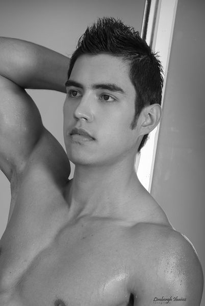 Redefining the Face Of Beauty : HUNK OF THE WEEK! "Bruno Kettels"