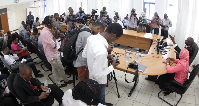 MWANASHERIA MKUU WA SERIKALI, MHE. GEORGE MASAJU AVIASA VYAMA VYA SIASA ...