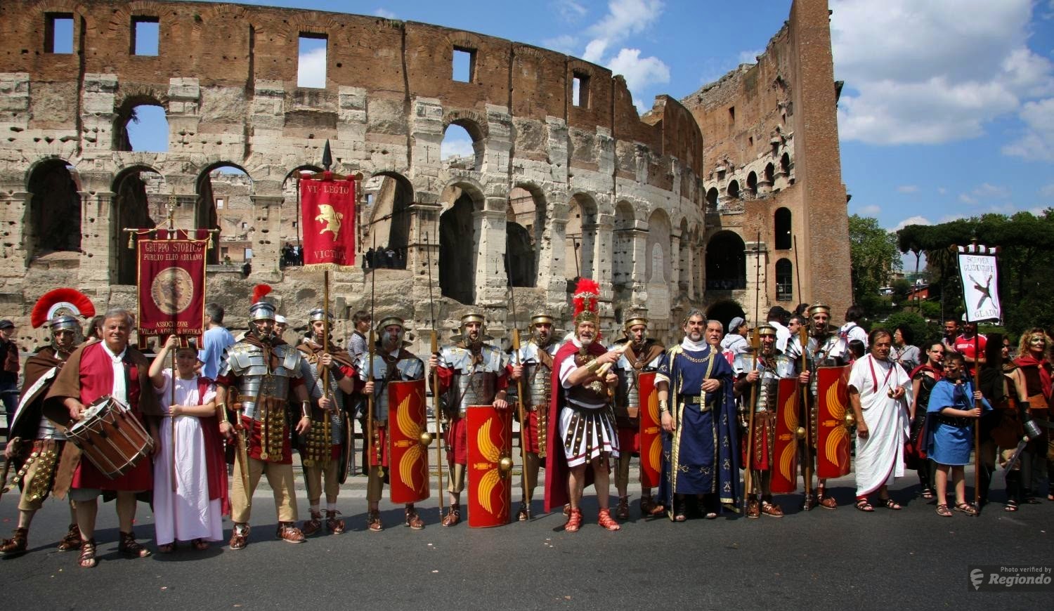 Adventures of an Introverted Traveler: Roman Colosseum - Paying is for ...