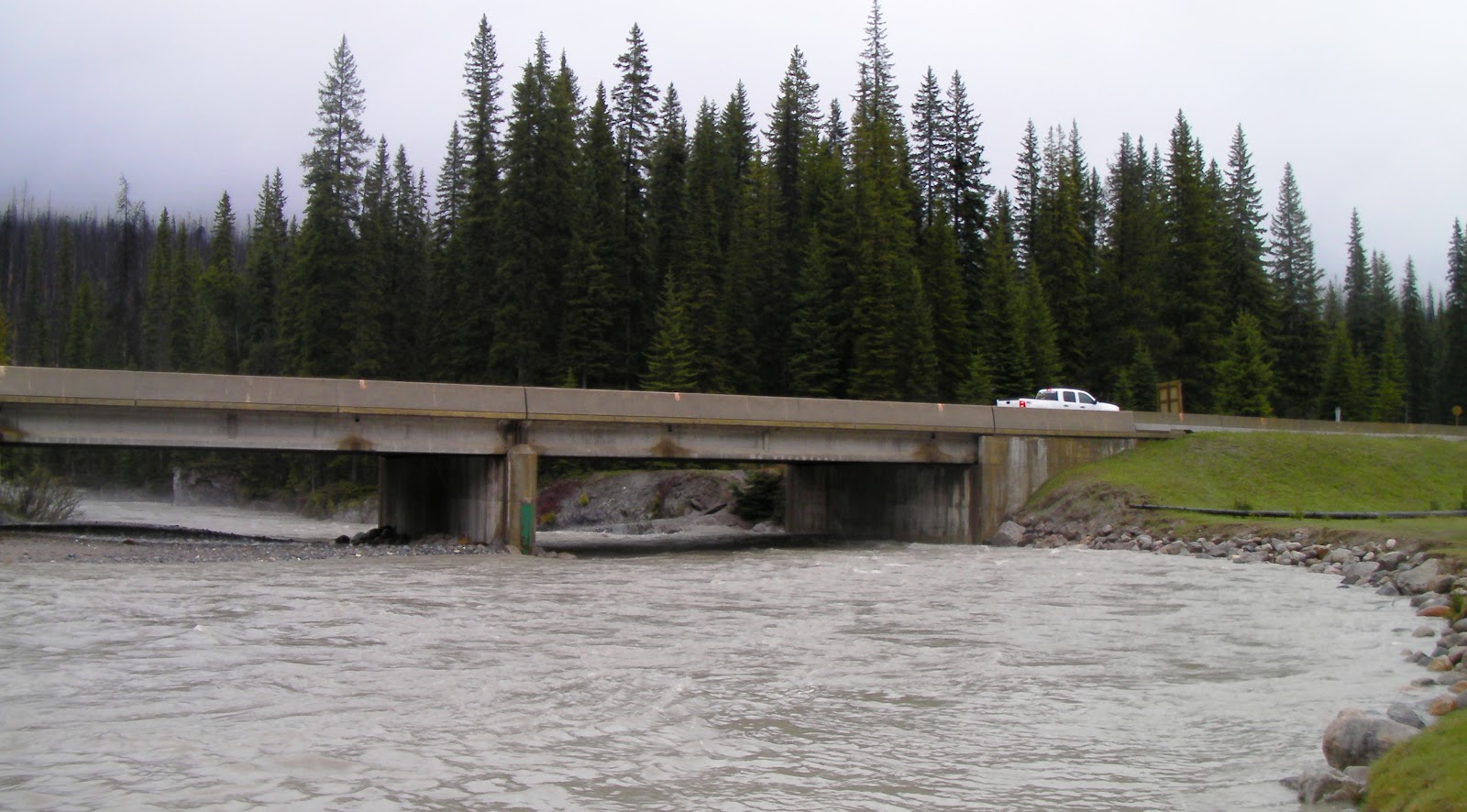 Revlo: Canoeing in Kootenay National Park: Vermillion River from ...