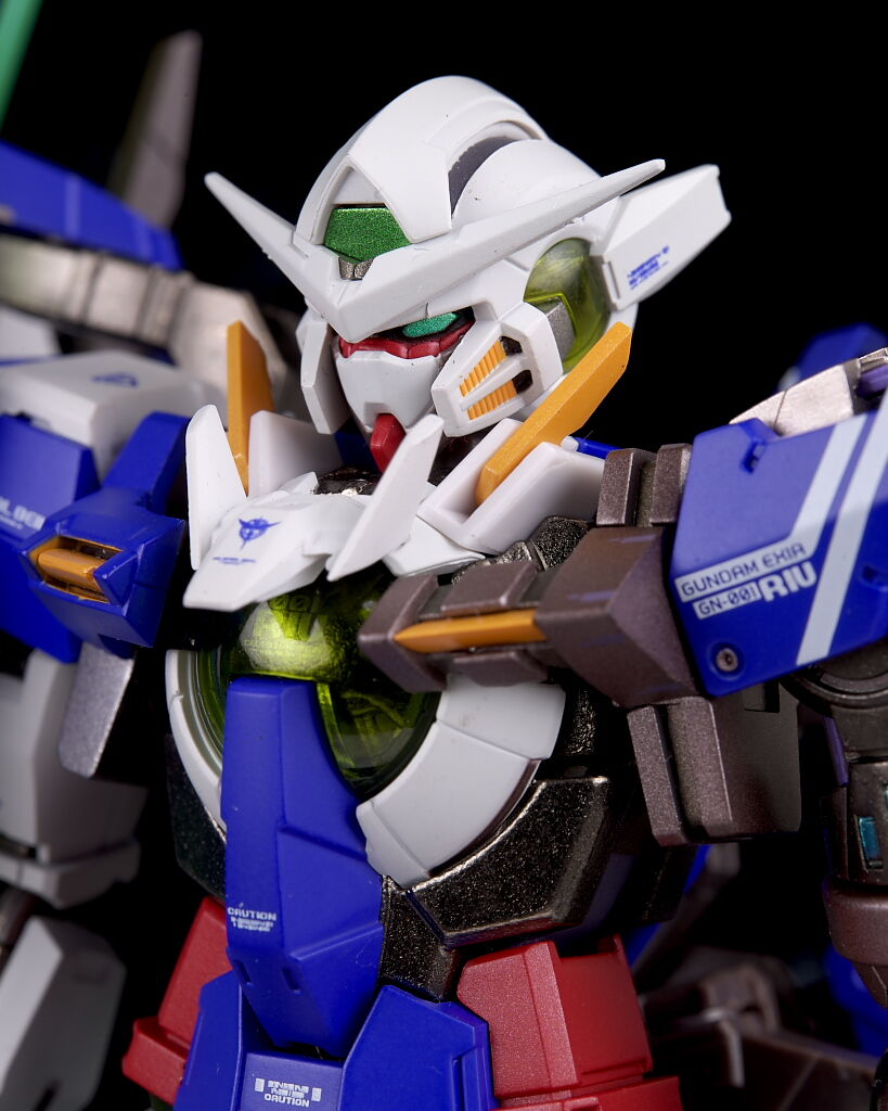 Review of METAL BUILD Gundam Exia Repair IV (Exia R4) Comparing with ...