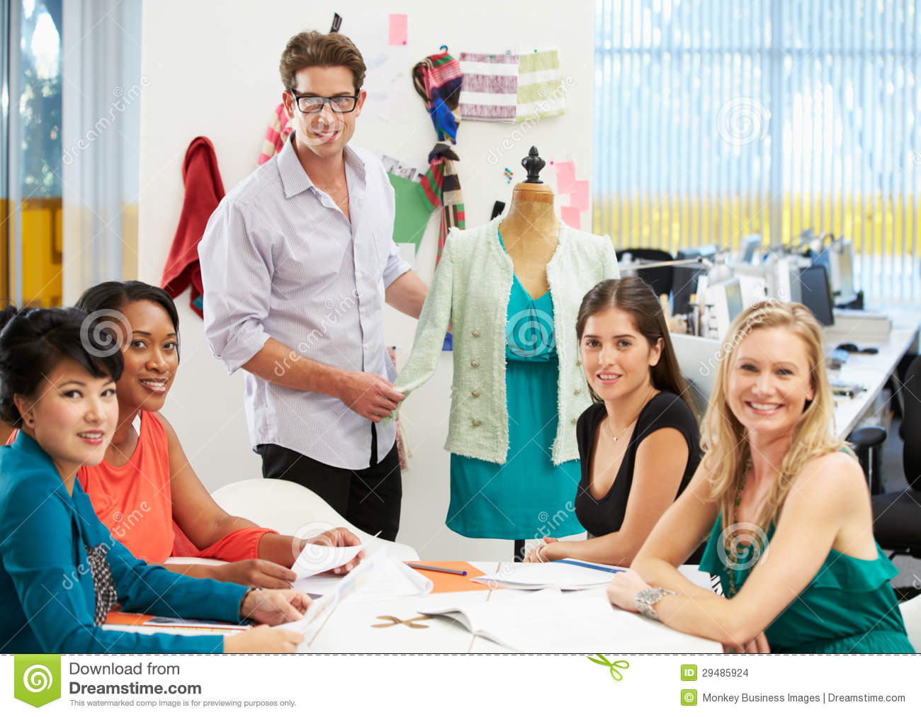 Merchandiser(Knit) - JoB Space