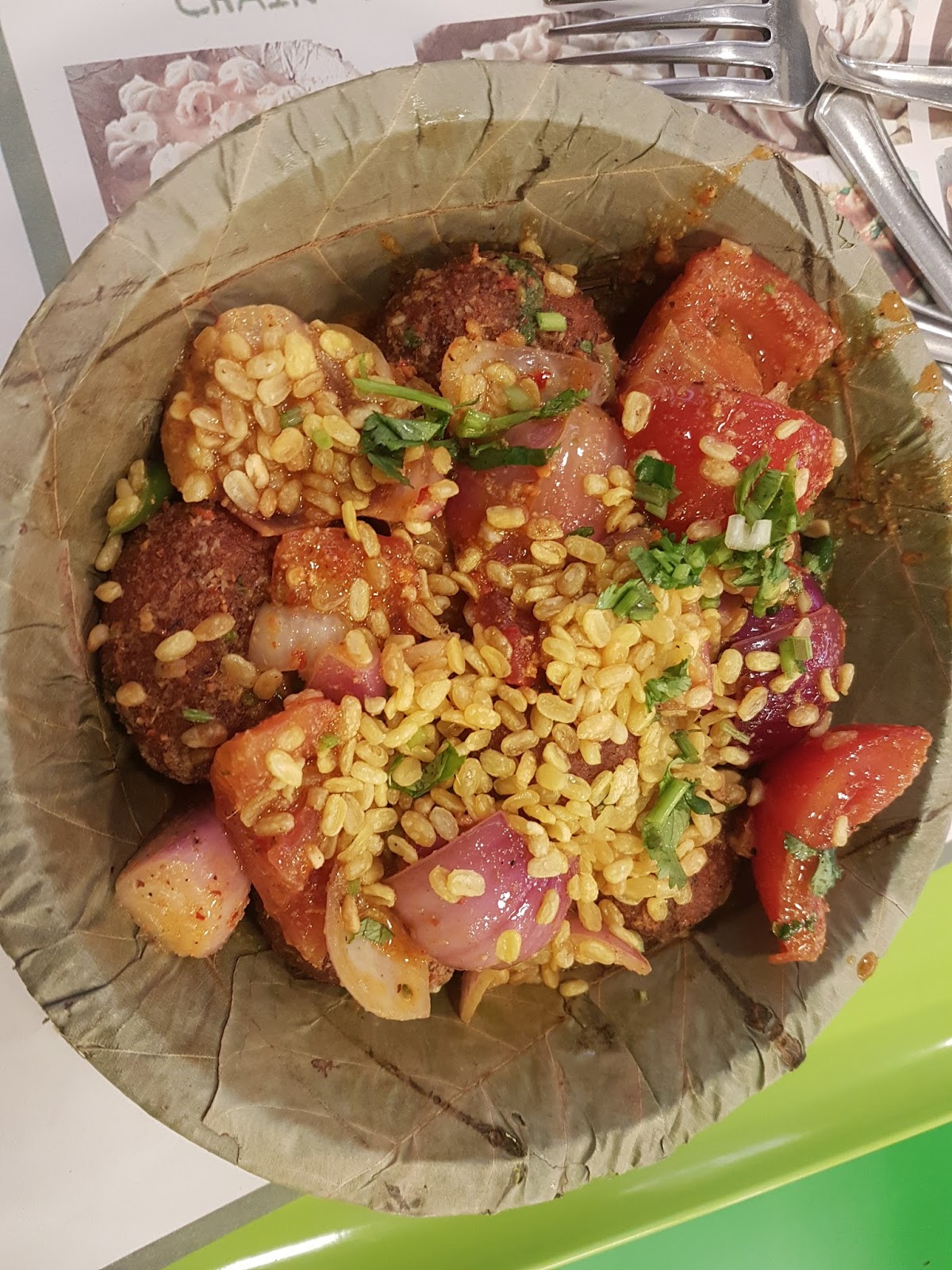 FoodPirate: MoMo at Botaबोता, Simply MO:MO, Kumaripati