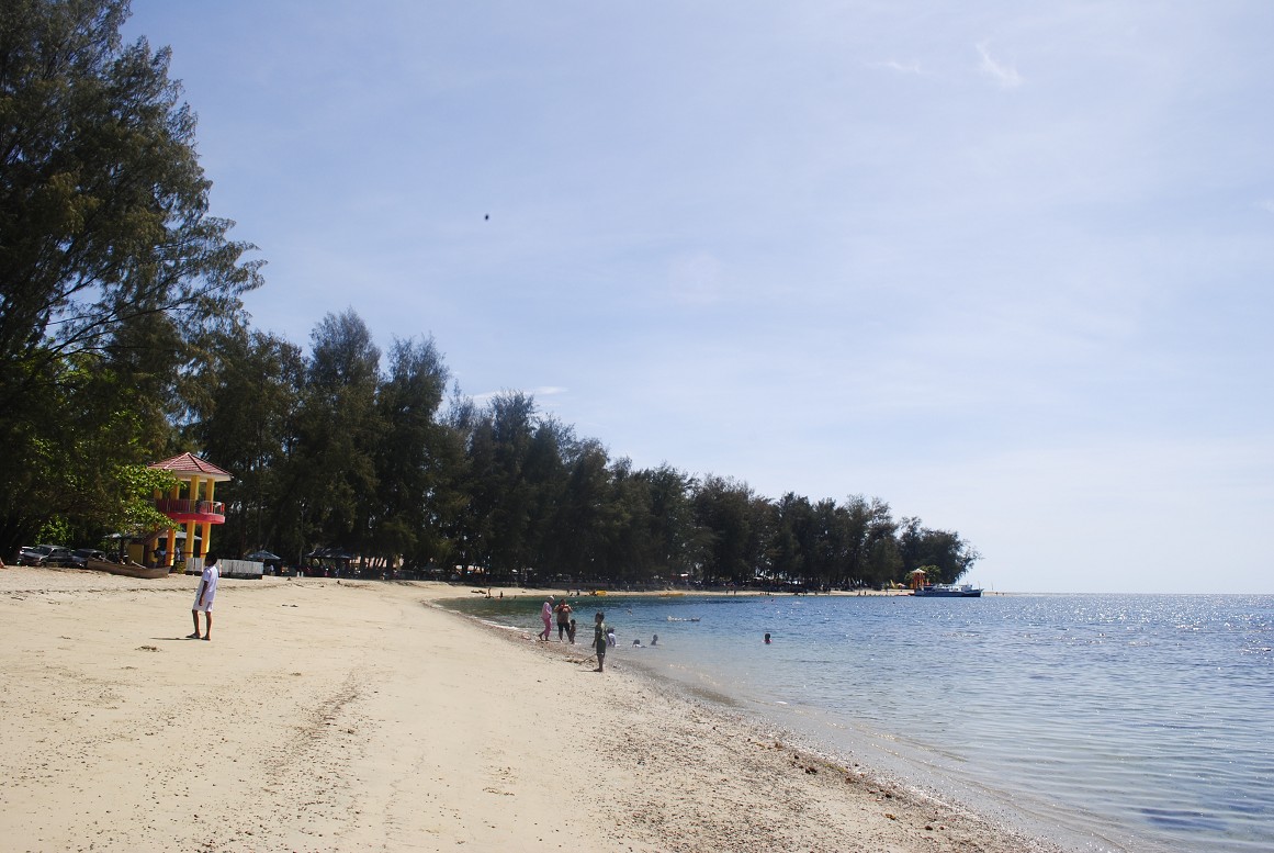 Pantai Bolihutuo, Boalemo, Gorontalo - Gandu Kaleng | Penyambung Jejak ...
