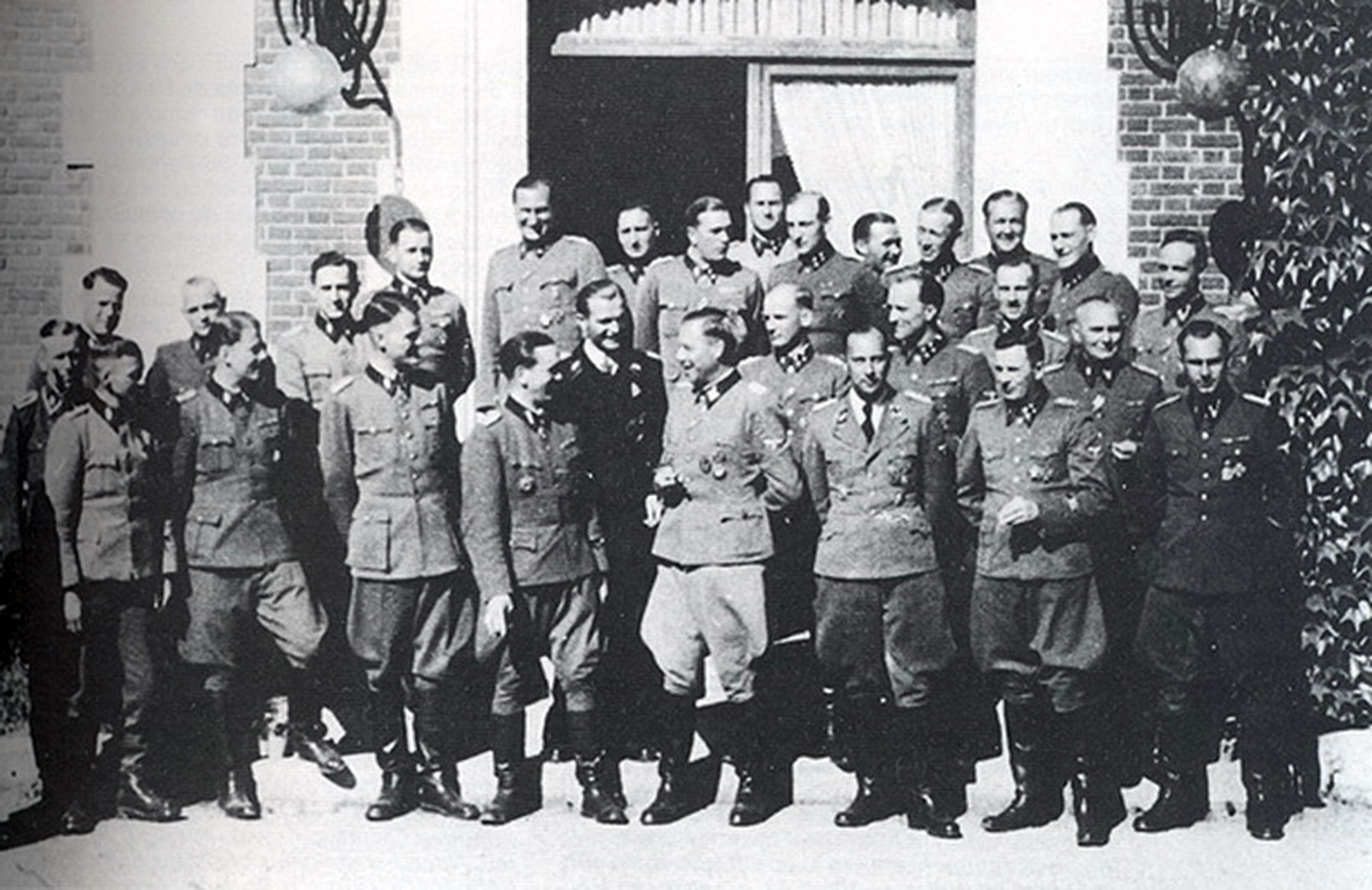 World War II Pictures In Details: Officers of Hitlerjugend Division ...