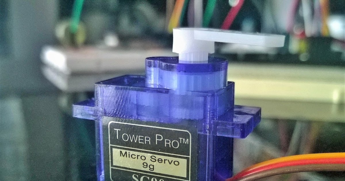 Controlar servomotor con Arduino. Varios ejemplos