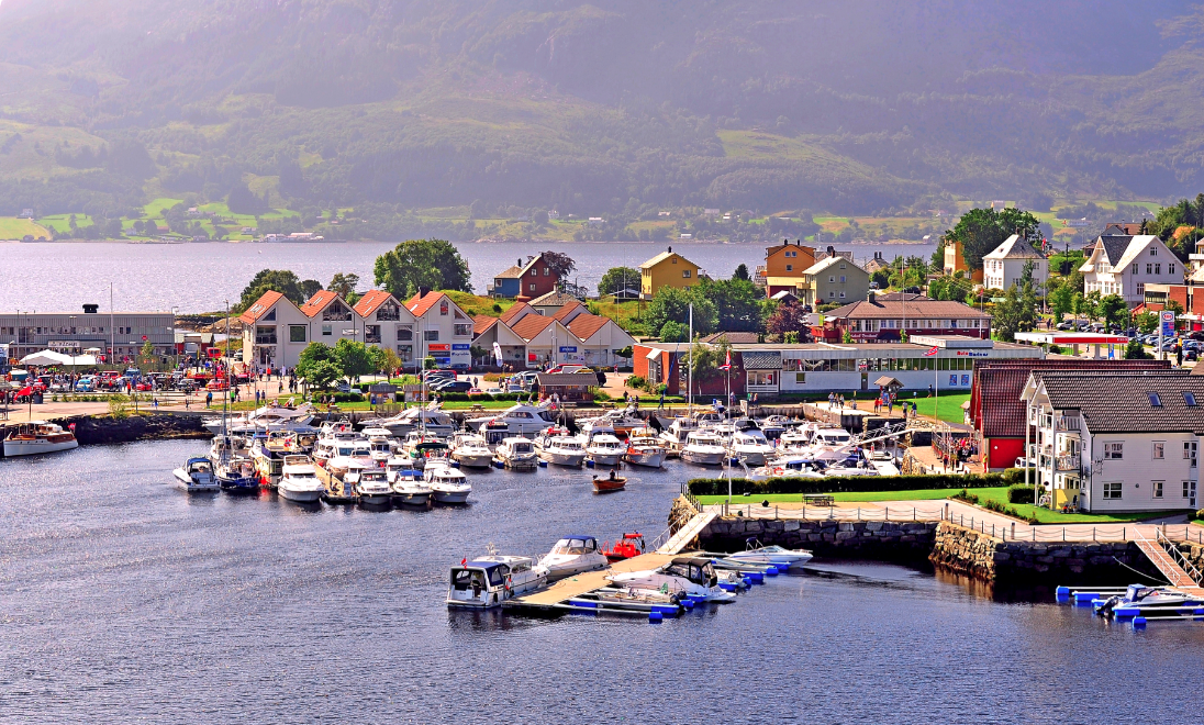 FjordKysten: Askvoll - ei perle på kysten!