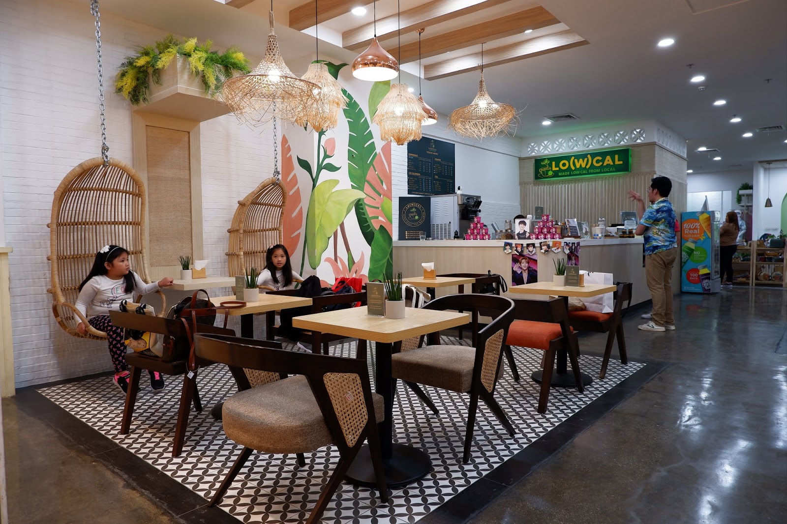 Sand Under My Feet: Made Local from Local: Low(Cal) Cafe - Ayala Malls Manila Bay