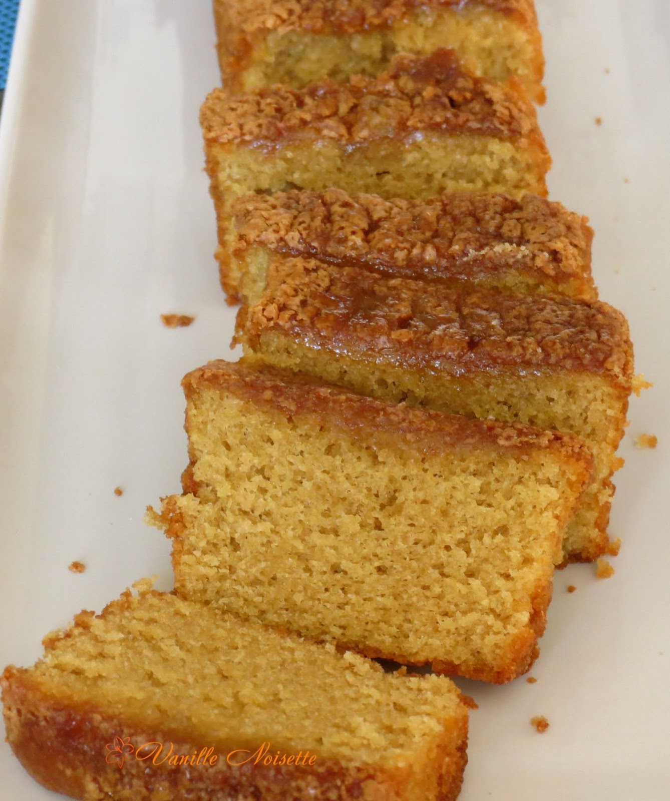 Vanille Noisette : CAKE AU SUCRE BRUN