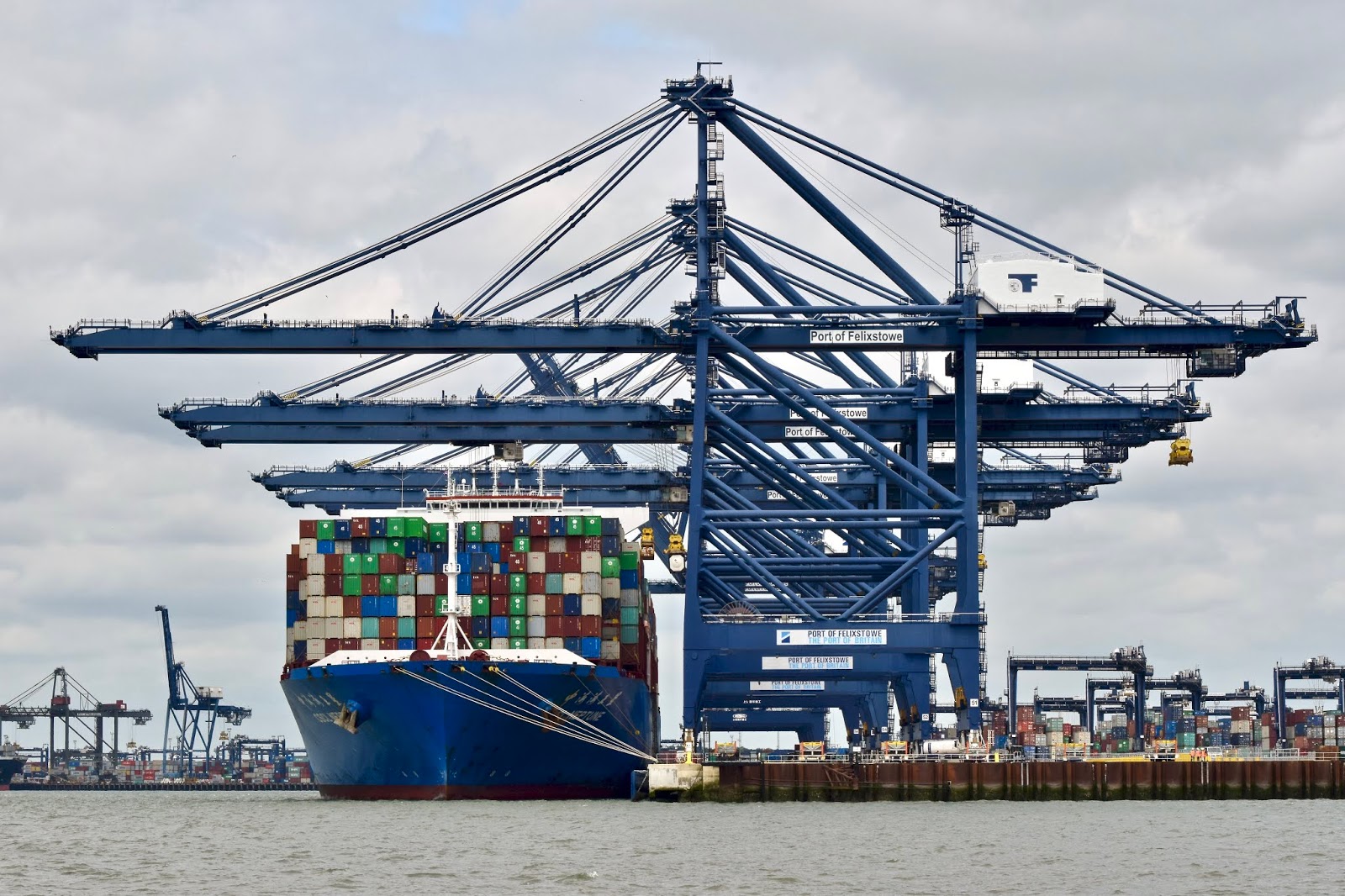CSCL Neptune departs after her 1st call to Port of Felixstowe. 2 ...