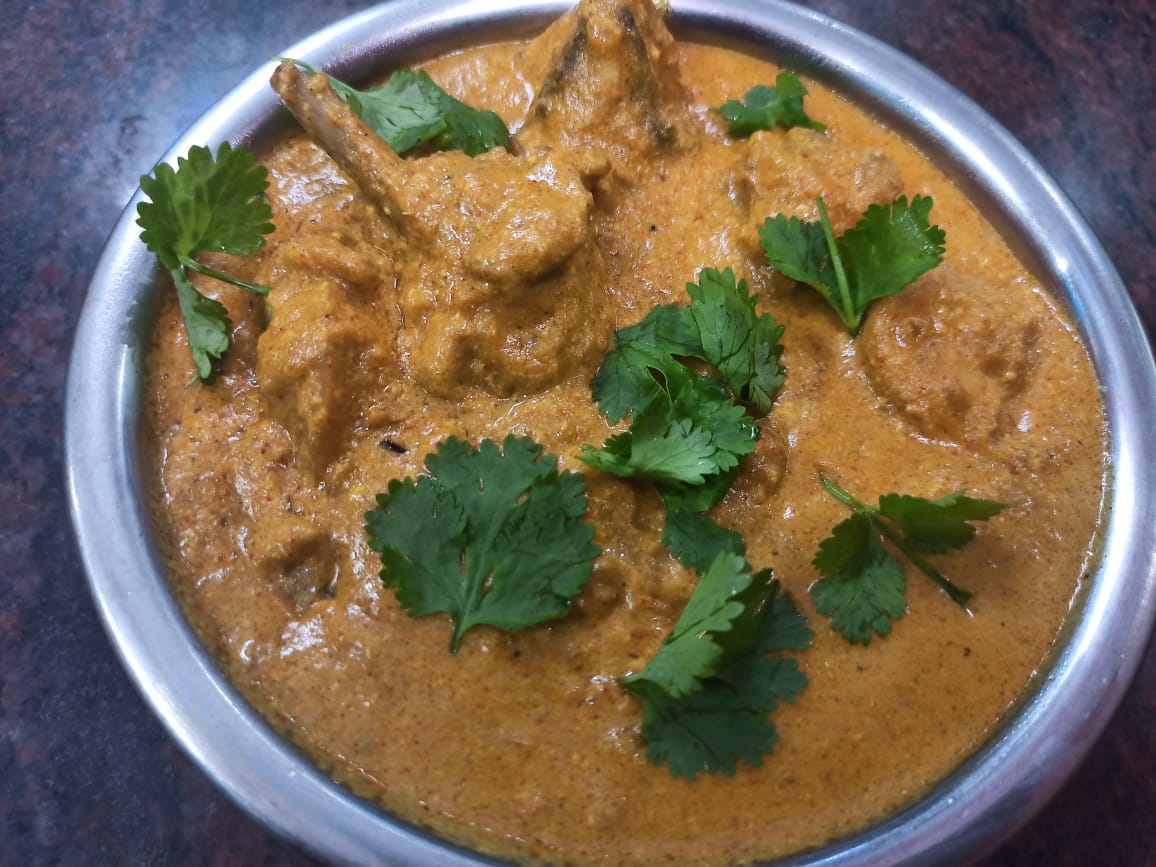 Tasty Chicken kuruma for non veg lovers in Kuchinigirls