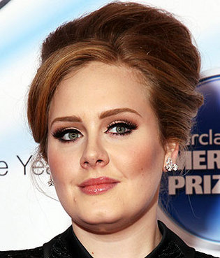 The Hair Doo Chick: The Hair of Adele