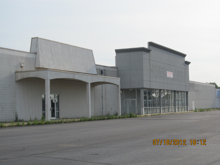Trip to the Mall: Marquette Mall- ( Michigan City, IN)