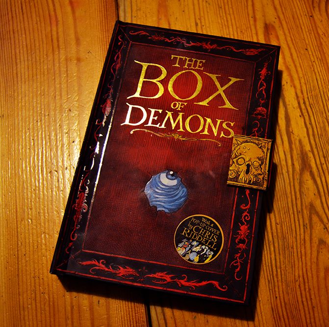 'The Box of Demons' Review | Hello, Robots!