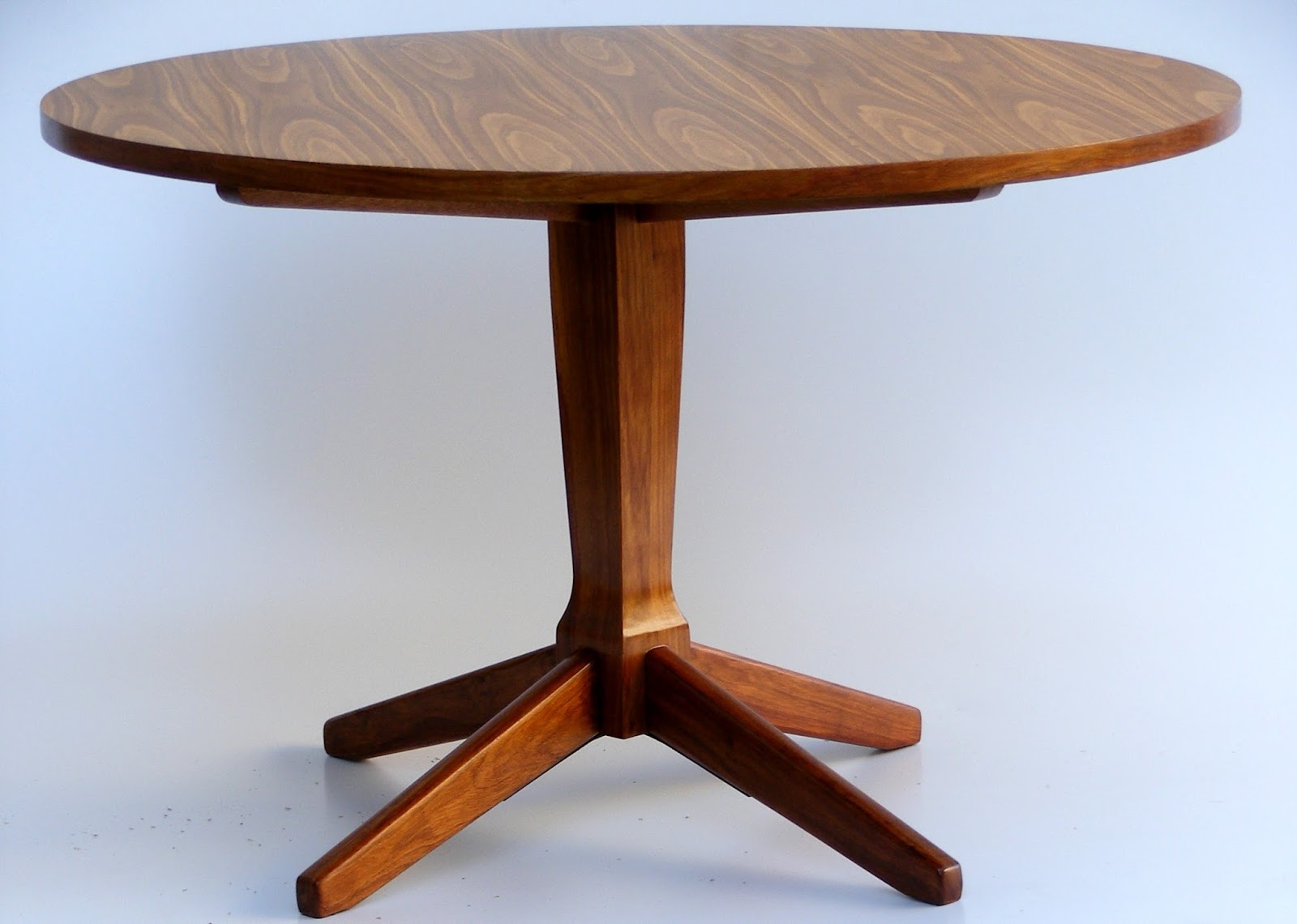 VAMP FURNITURE: New vintage furniture stock at Vamp - 02 August 2013