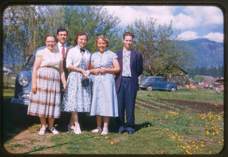 Beautiful Life of Canada in the Late 1950s Through Amazing Kodachrome ...