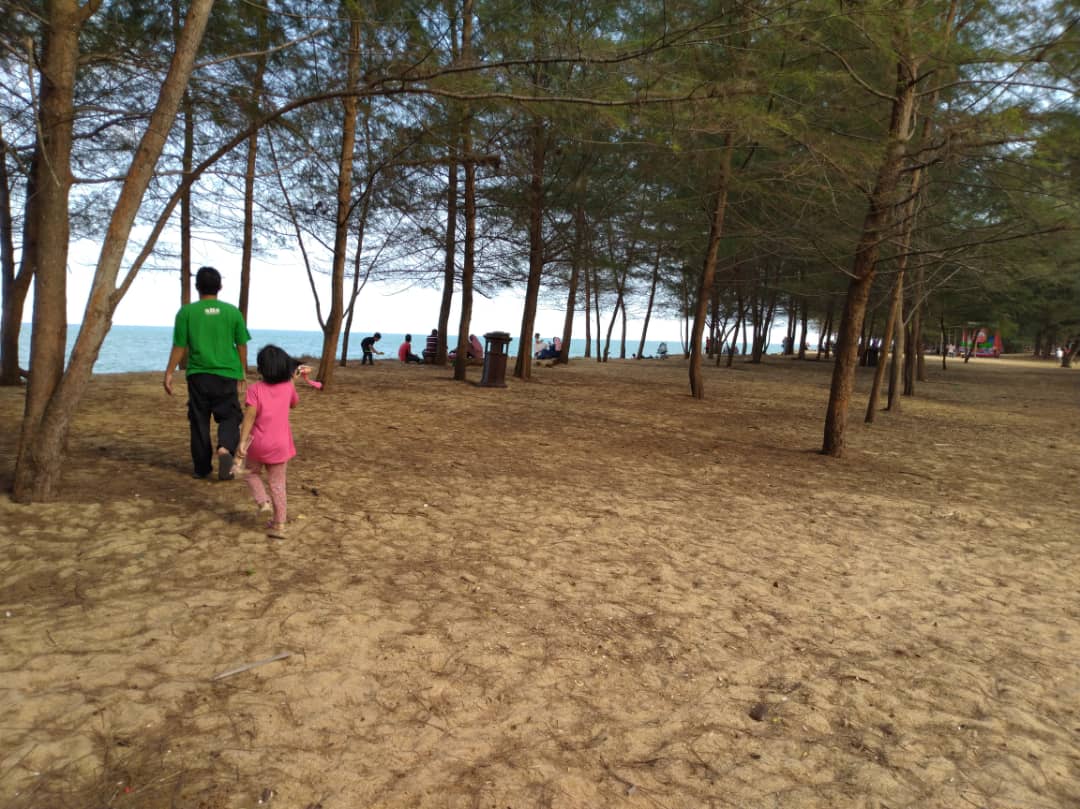 Ambil angin di Pantai Teluk Mak Nik, Kemaman Terengganu - Catatan ...