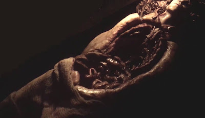 Alien Explorations: Alien Covenant: Elizabeth Shaw corpse