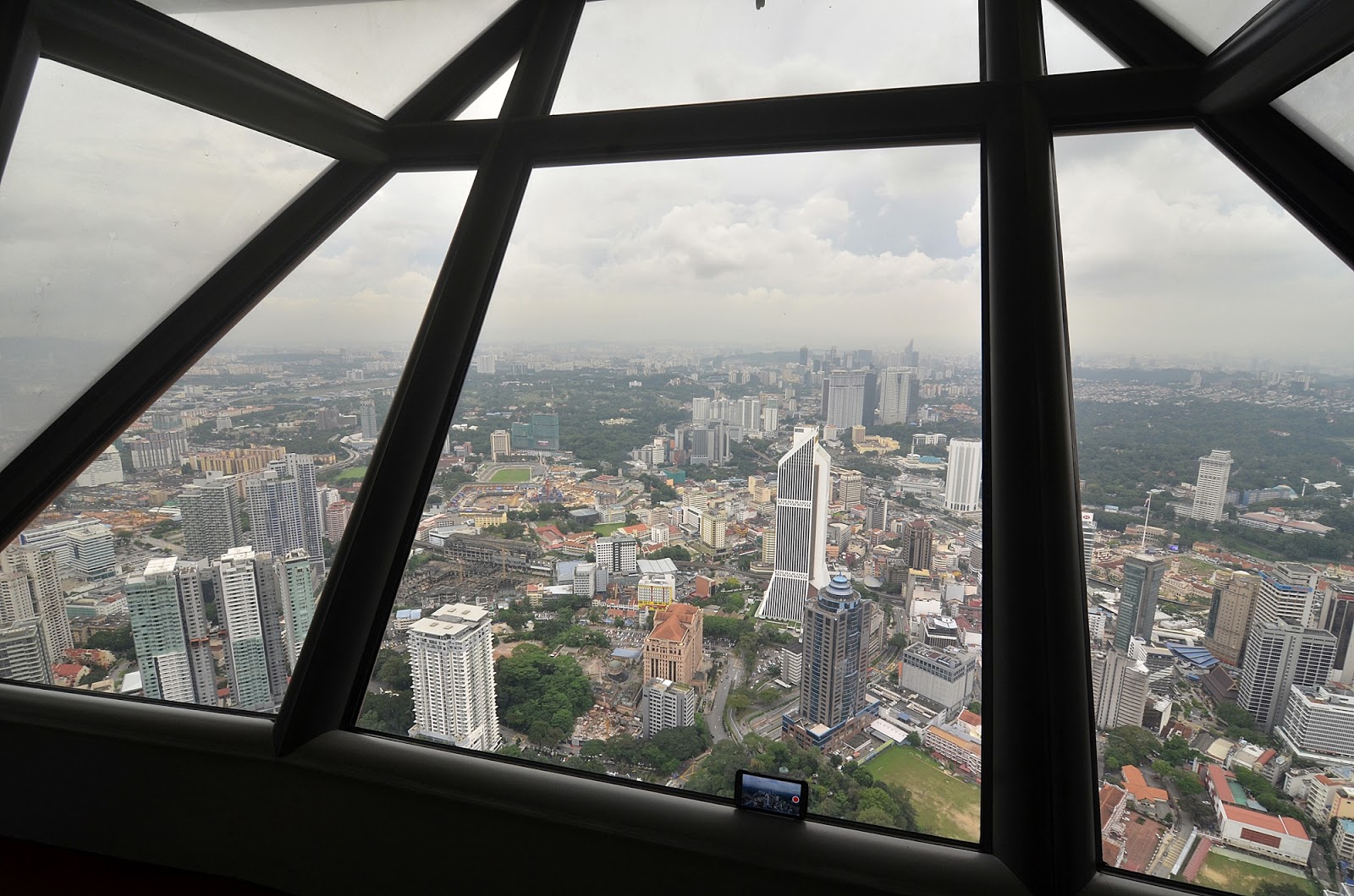 Atmosphere 360 - The Sky Gallery is the world's highest gallery located ...