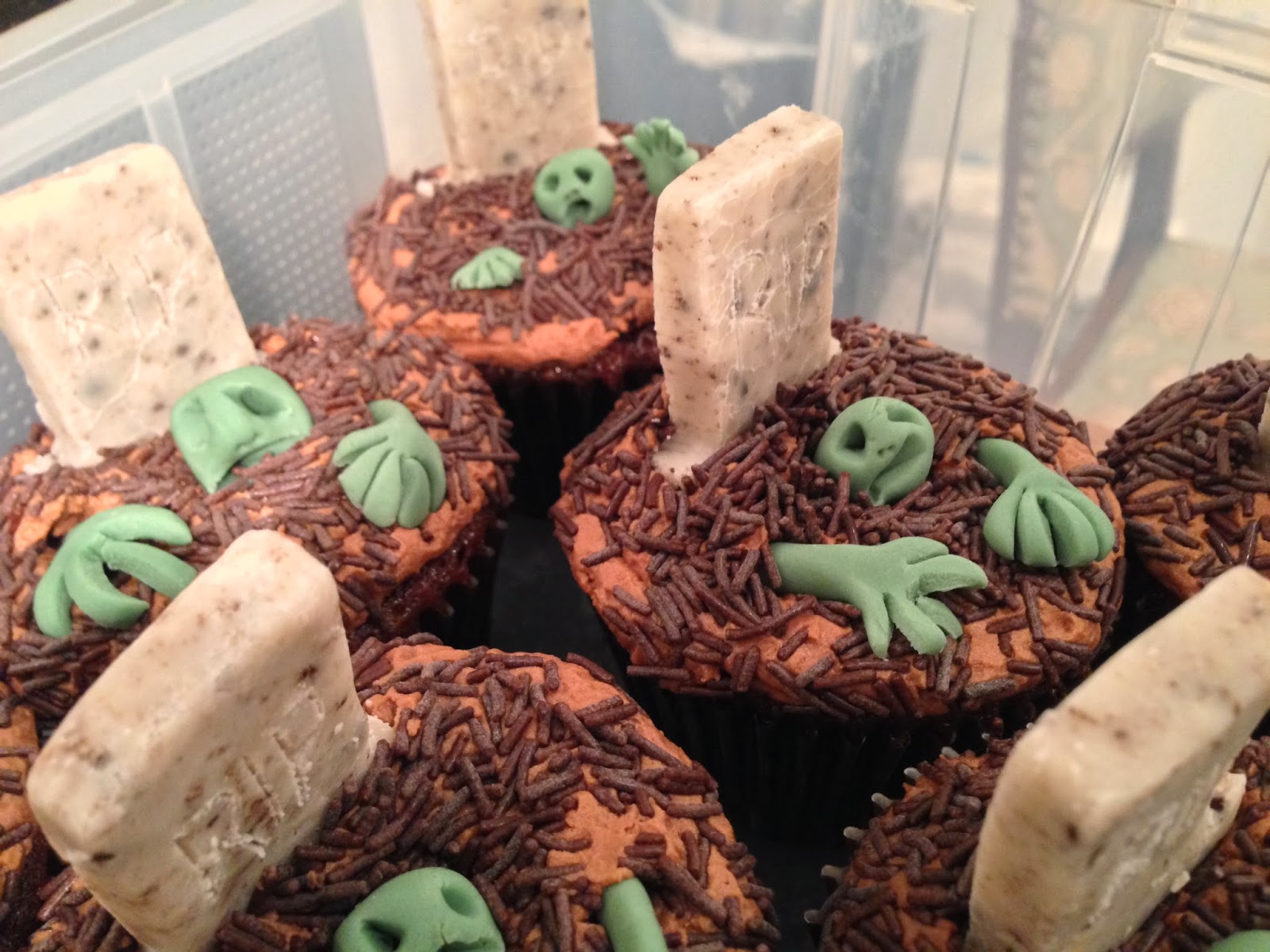 Zombie Halloween Cakes
