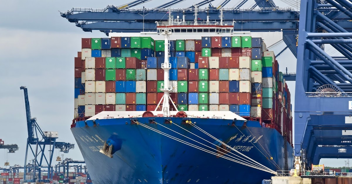 CSCL Neptune departs after her 1st call to Port of Felixstowe. 2 ...