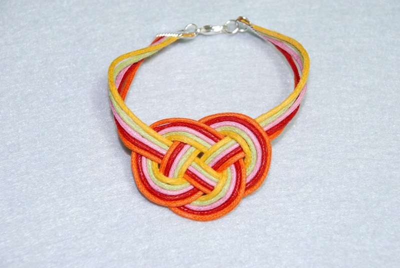 Handmade-in-Romania: Bratari impletite / Knitted bracelets (no. 115)