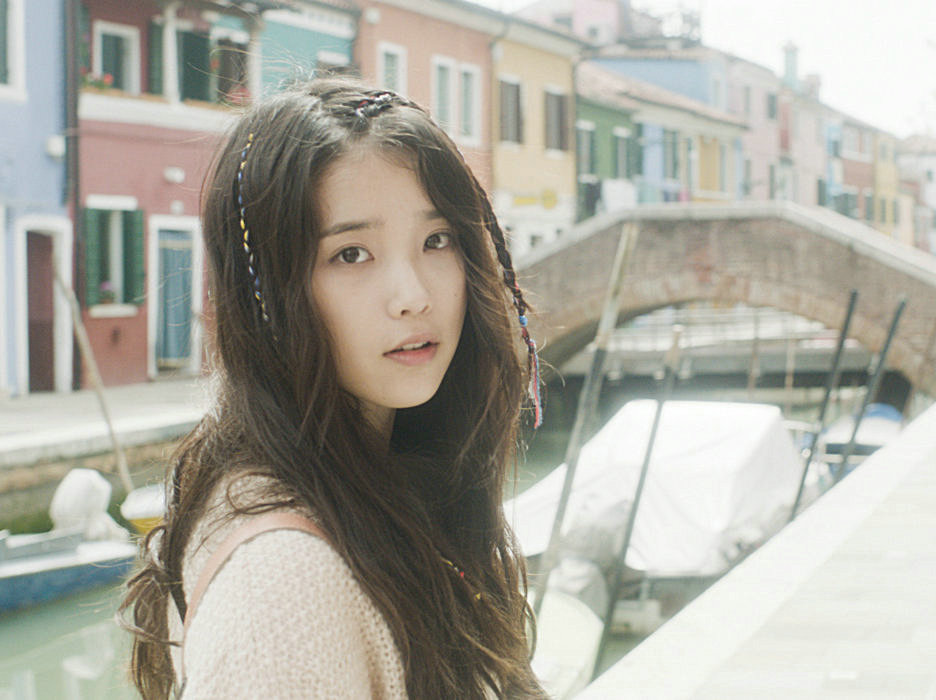 .:KPOP HOTLINE:.: IU Concept Photos for Spring of a Twenty Year Old Album