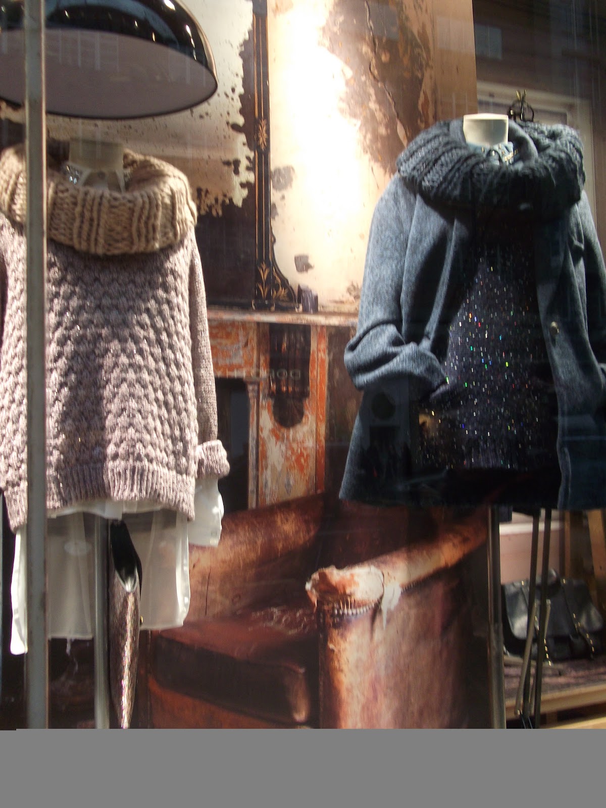 Visual Merchandising: Primark Window Displays are Improving!