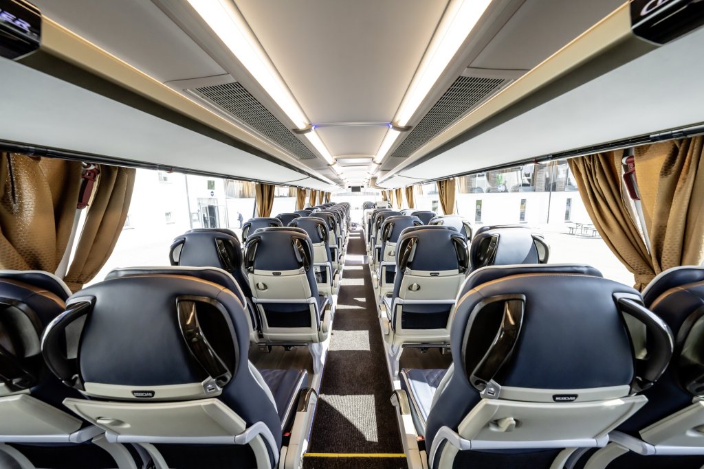 NEOPLAN y su edición especial del Cityliner al conmemorarse 50 años ...