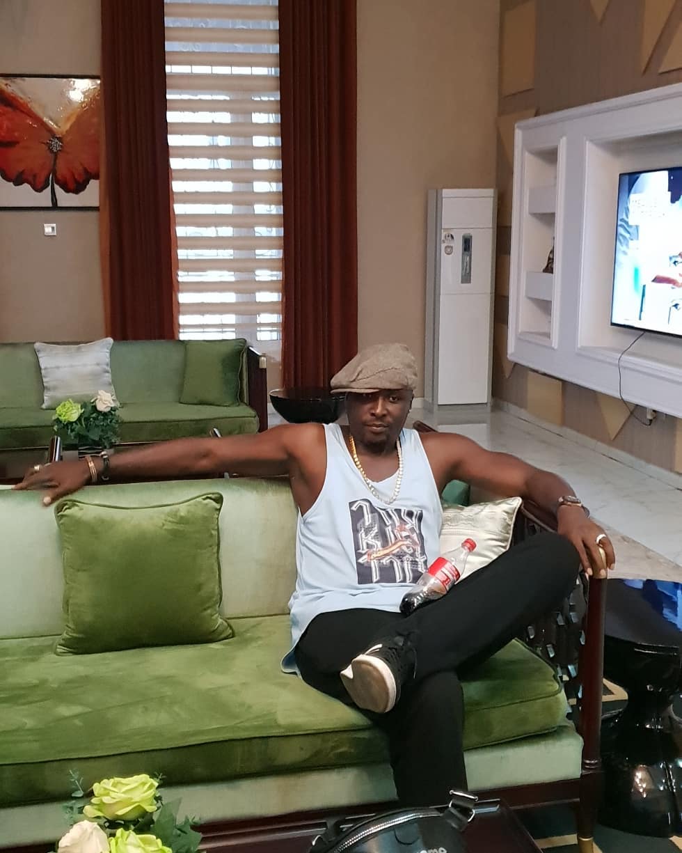 10 Onny Michael Instagram Account page handle: onnymichael