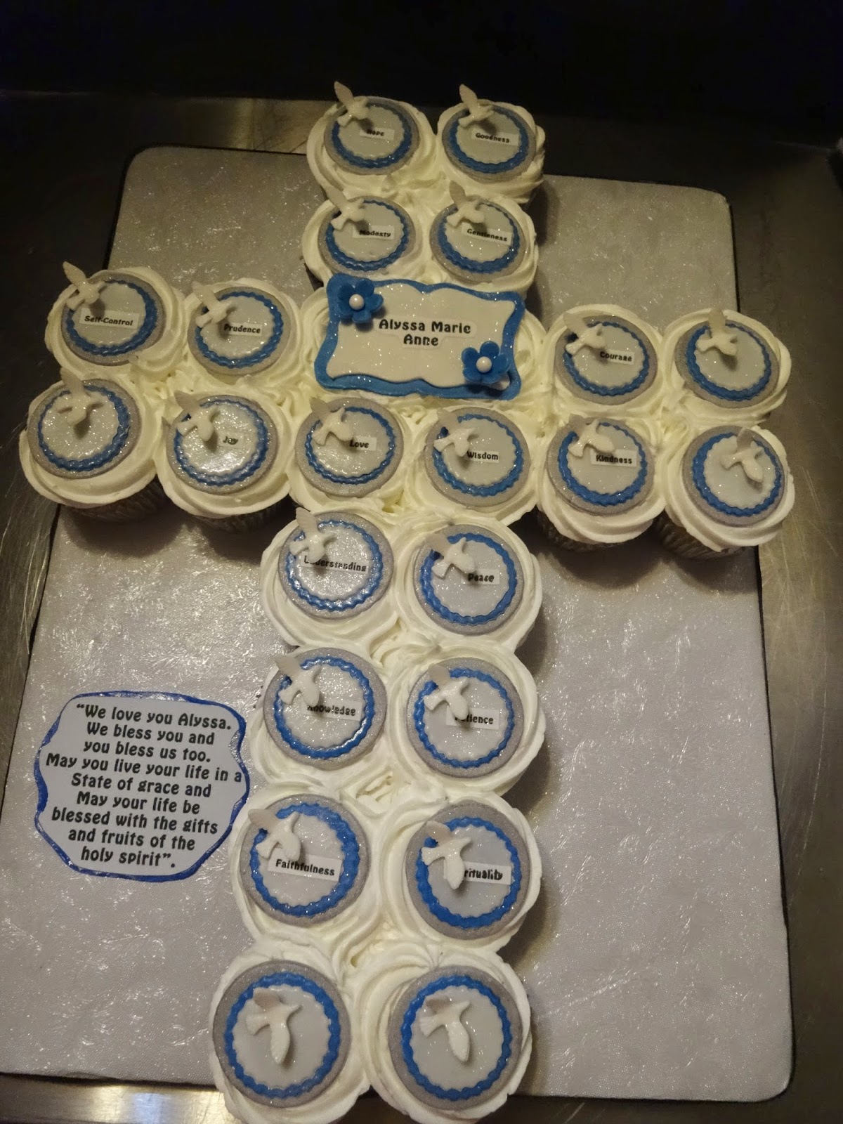Cakes by Paula: Confirmation Cupcake Cross