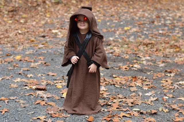 1001 Goals: DIY Jawa Costume