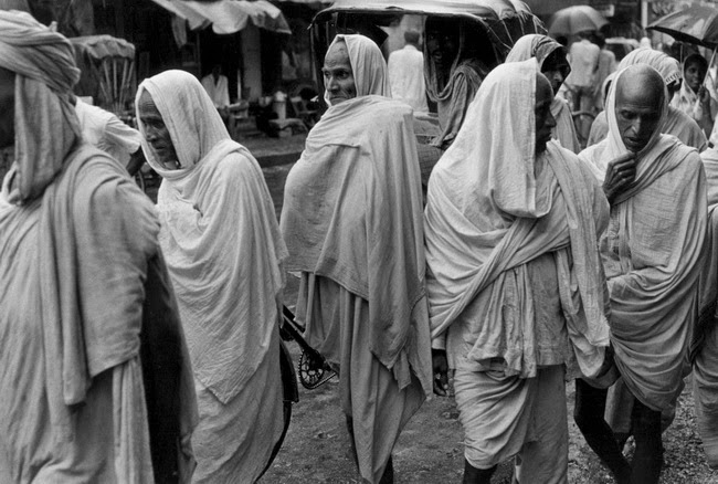 Amazing Black and White Photographs Captured Daily Life of India in the ...