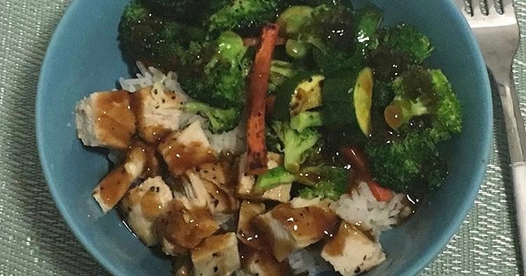 Tyler in the Kitchen: Copycat Rumbi Island Chicken Rice Bowl