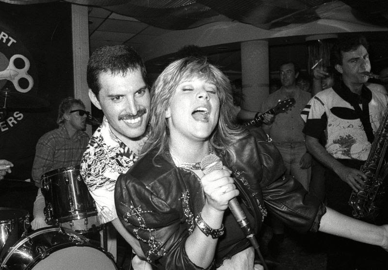 Candid Vintage Photos of Queen’s After Show Party at Kensington Roof ...